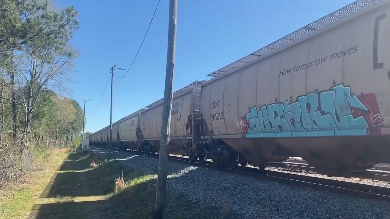 CSX G519 departing Maxwell Yard with CSX 7210 leading with a great K5LA on 3-25-25 - YouTube