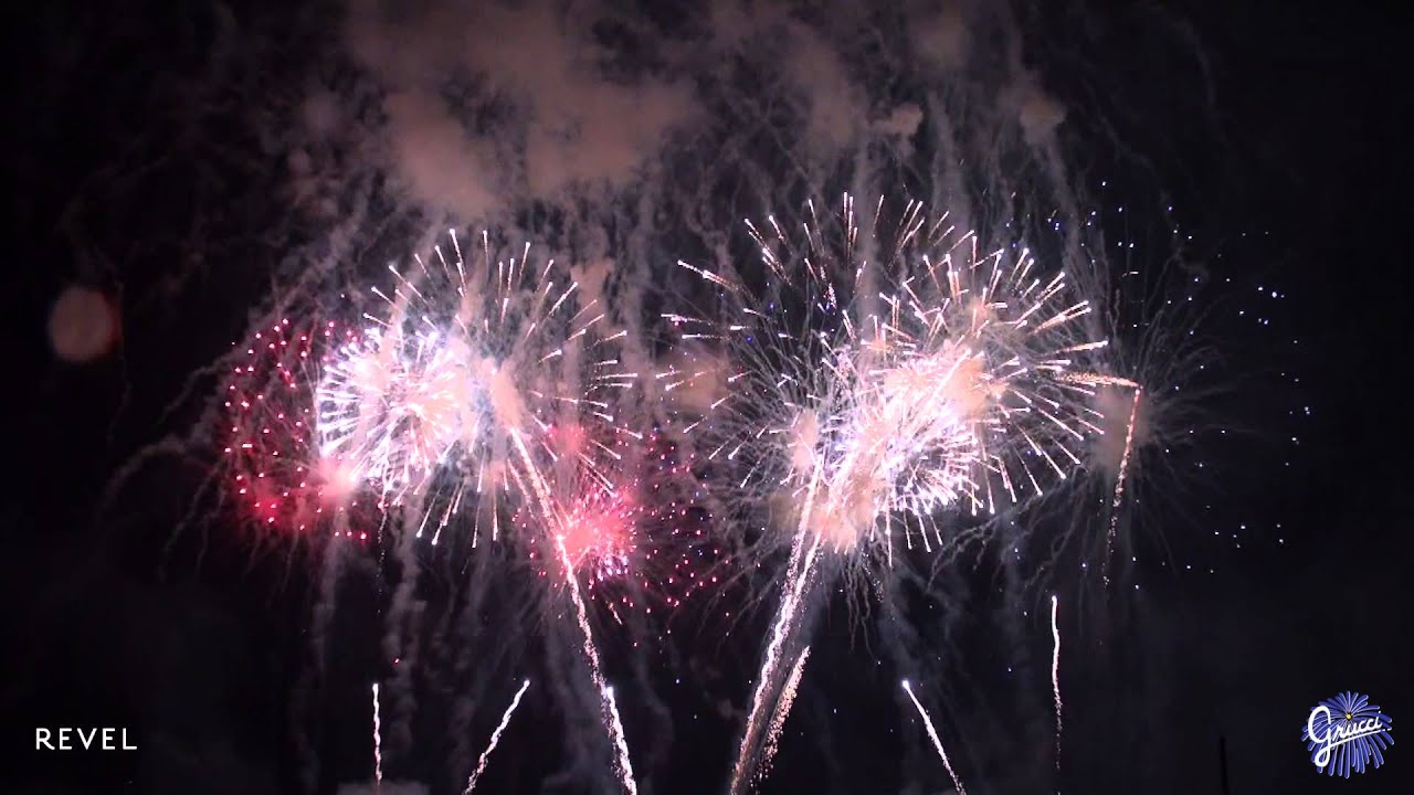 Fireworks by Grucci at Revel, Labor Day Weekend 2012 - YouTube