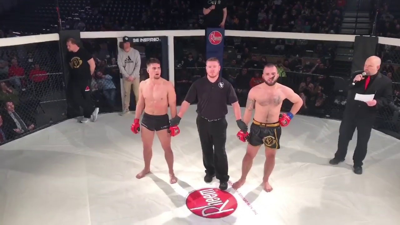 Jason Alvarez vs Josh Wood - YouTube