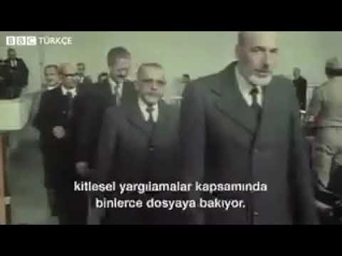 Necmettin Erbakan ve MSP'lilerin 12 Eylül dönemindeki mahkeme görüntüleri yayınlandı.