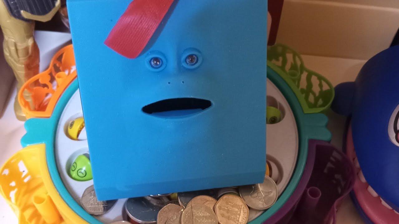 Satisfying Creepy Facebank eating coins and candies #13#angepareja ...