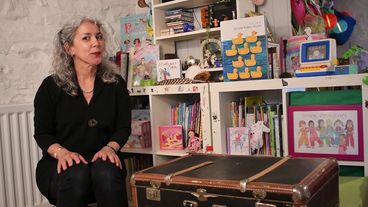 Bookworm Boogie with Sarah KilBride, Down by The Seaside - YouTube