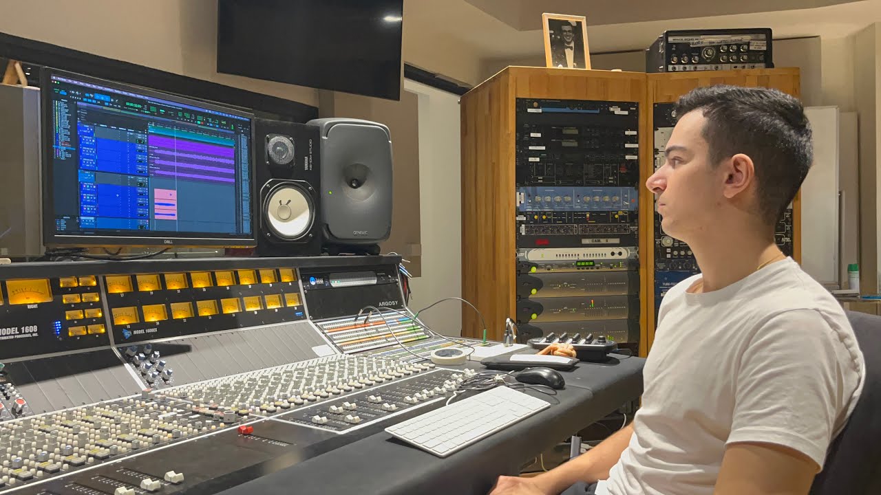 A DAY RECORDING IN THE STUDIO! - YouTube