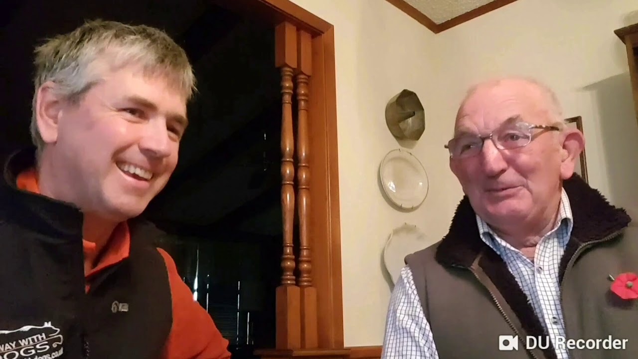 Colin Gordon Stembridge Farm, running double dogs - YouTube