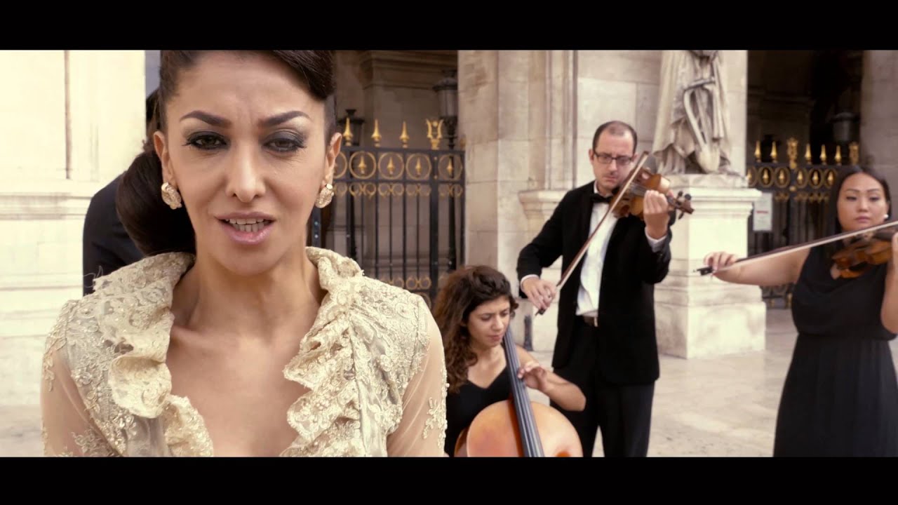 Sarah Ayoub - AHWAK - Le Clip Officiel - YouTube