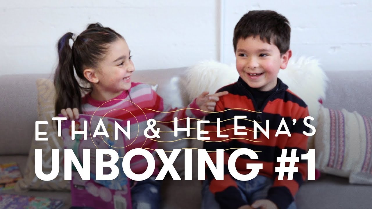 Ethan & Helena's Unboxing #1 | Unboxing | HiHo Kids - YouTube