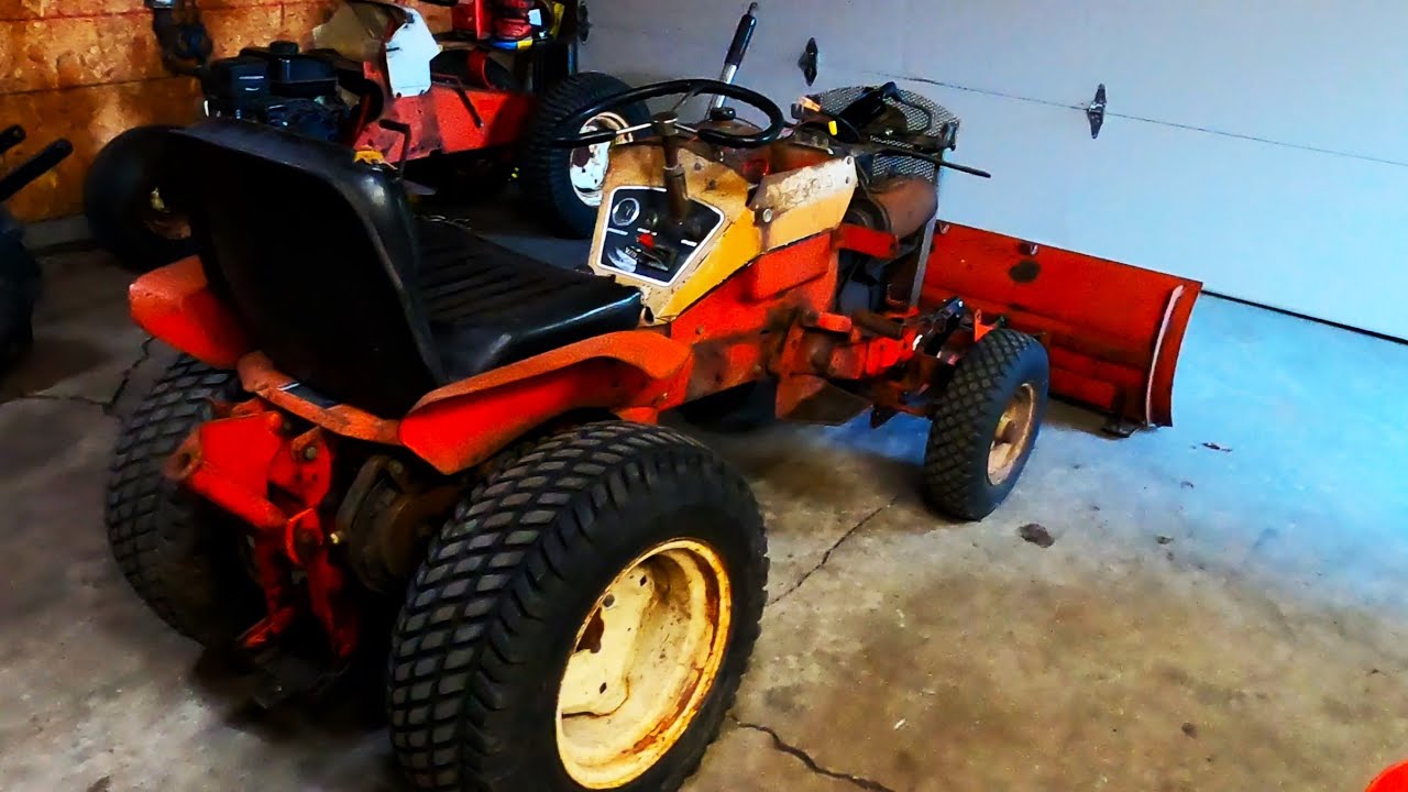 Simplicity Landlord Garden Tractor No Spark. Need Advice - YouTube