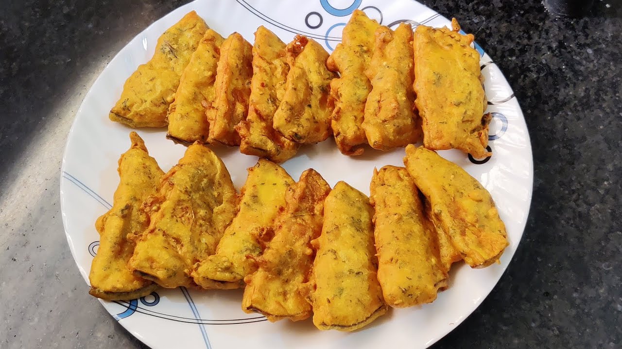 ਬੈਂਗਣ ਦੇ ਪਕੌੜੇ।। बैंगन के पकौड़े।। Baingan Ke Pakode | Brinjal Pakoda ...