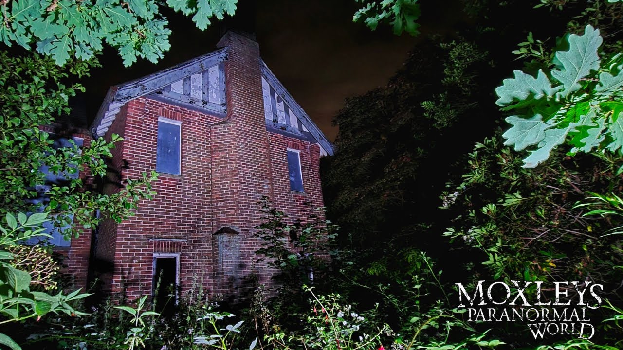 This House is So Haunted No one Will Enter! Poltergeist Activity Caught ...