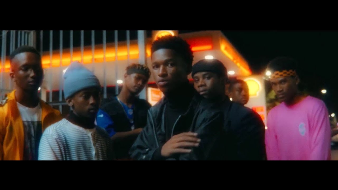 Seeizly - iNsimbi [Official Music Video] - YouTube