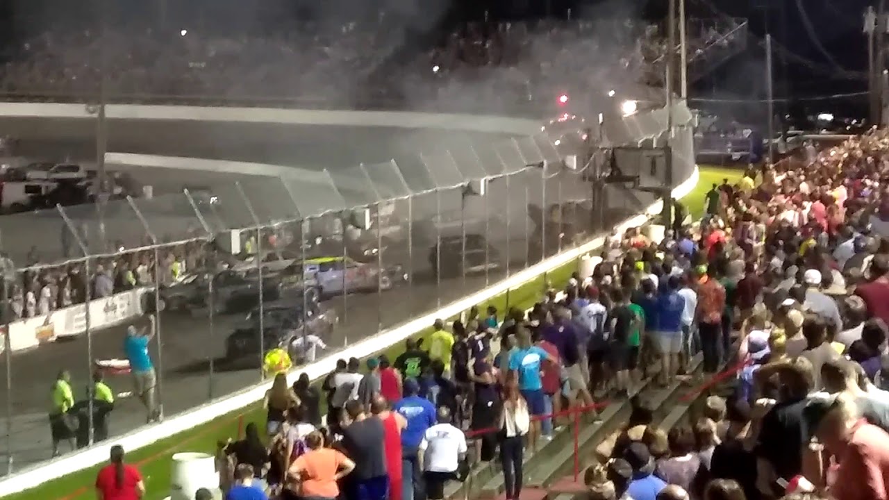 #Five Flags Speedway. Demolition derby 8- 3-2018 - YouTube
