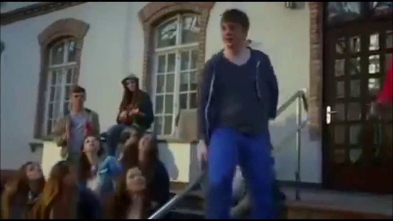 Devojko Mala - YouTube