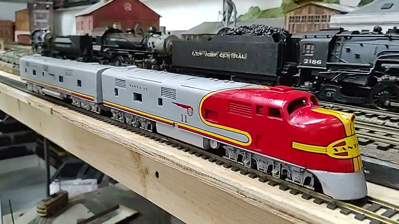Vintage Sante Fe RR E3 EMC #11diesel Locomotive engine hand carved out ...