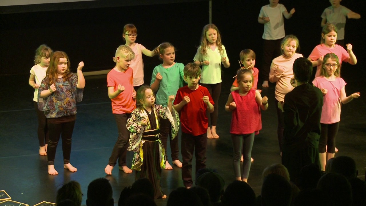 Magic Paintbrush 15/02/17 Barugh Green Primary and Greenacre school ...