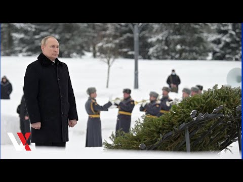 Putin Honors Leningrad War Dead as Global Tensions Simmer | VERTEX