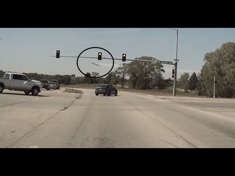 Blue Angels low flyby over the highway in formation caught on Teslacam ...