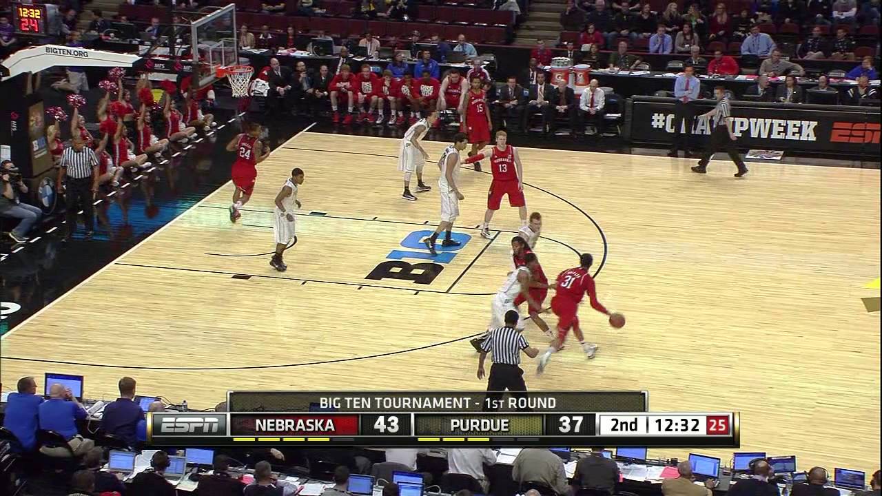 David Rivers Dunks On Purdue - YouTube