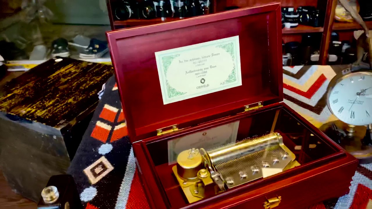 Hộp nhạc Sankyo Nhật 50 note - YouTube