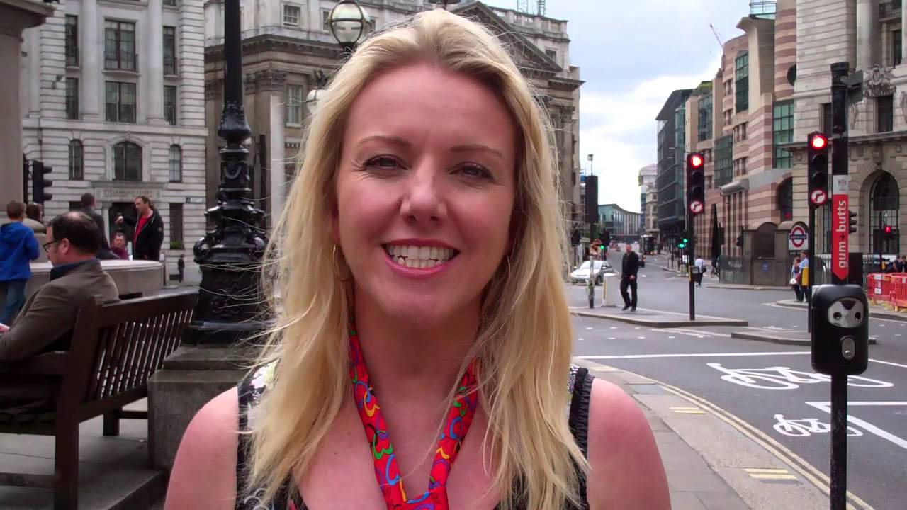 Melinda Farrell Supporting The Lives & Times Bowel Cancer Book - YouTube