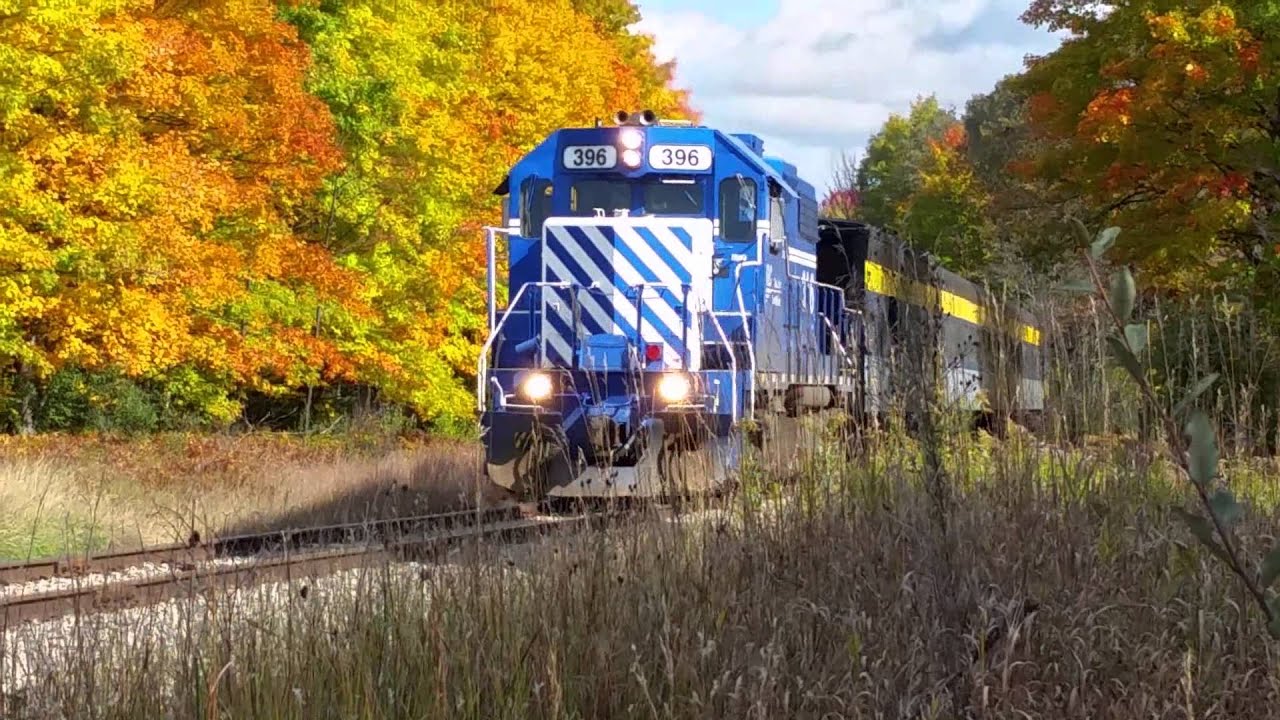GLC RR excursion train at Woodman Rd South Boardman - YouTube