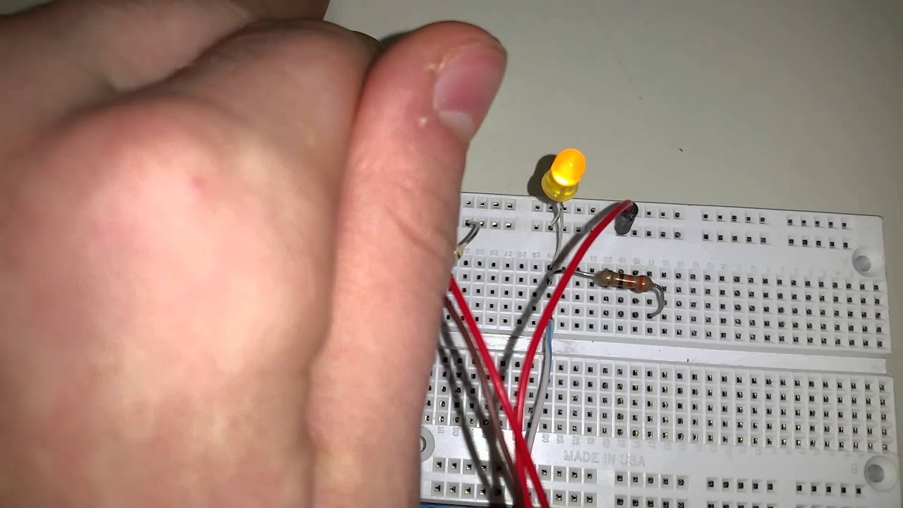 FOTORESISTENZA + LED | ARDUINO | ITIS EINSTEIN RM - YouTube
