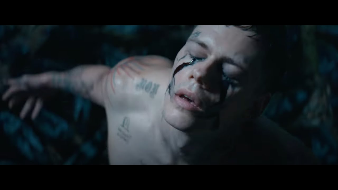 Vrána (2024) Oficiální Trailer [The Crow] - Bill Skarsgård, FKA twigs ...