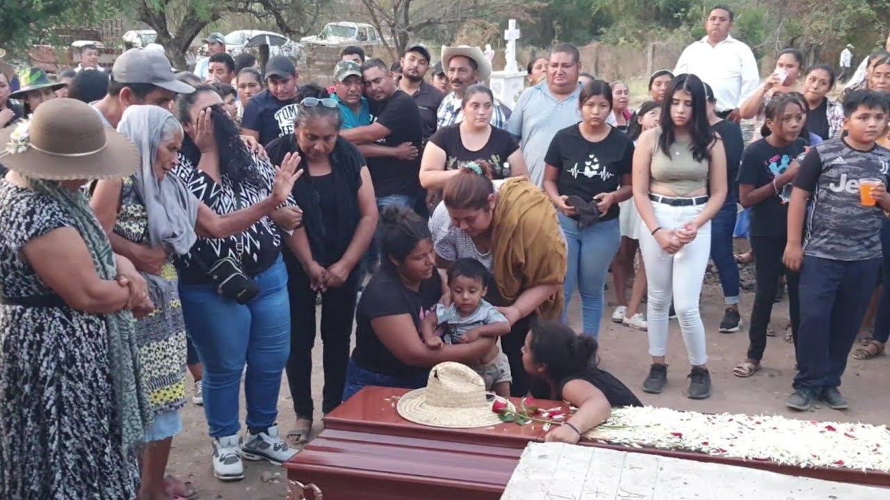 Dejaste tu niño d 2 Añitos Jaimito+, Aora ya descansas alado d Tu ...