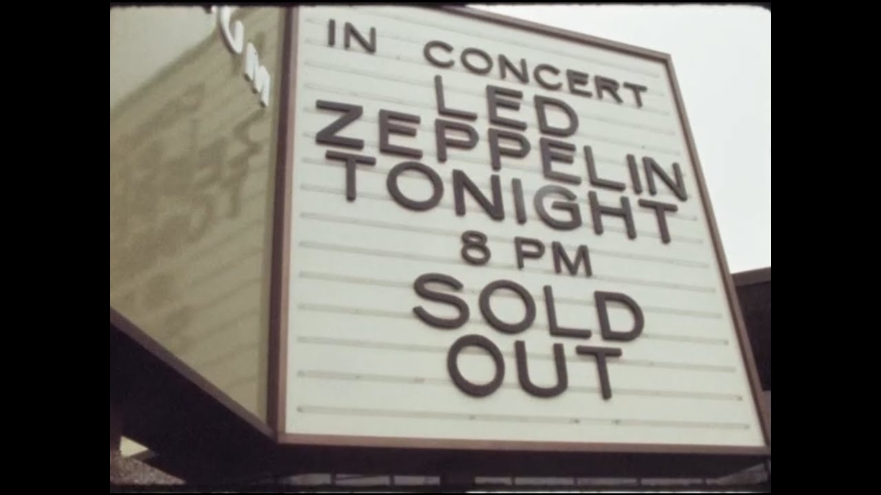 Led Zeppelin - Fans outside Seattle Center Coliseum (March 21st, 1975 ...