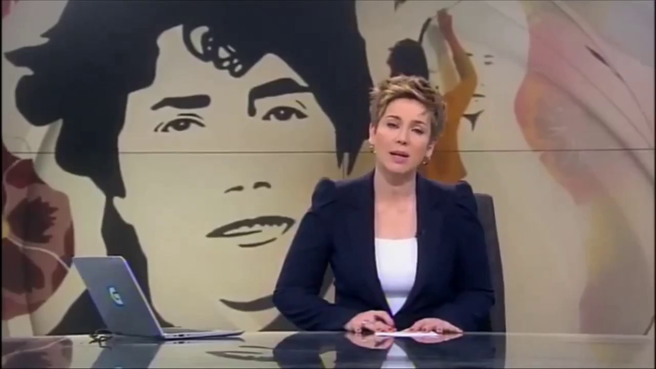 Vanesa Álvarez inaugura un mural en Nueva York - YouTube
