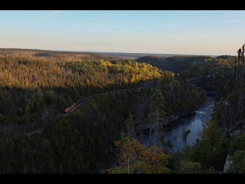 [4K] Heavy Iron Ore Trains On The Quebec North Shore & Labrador and ...