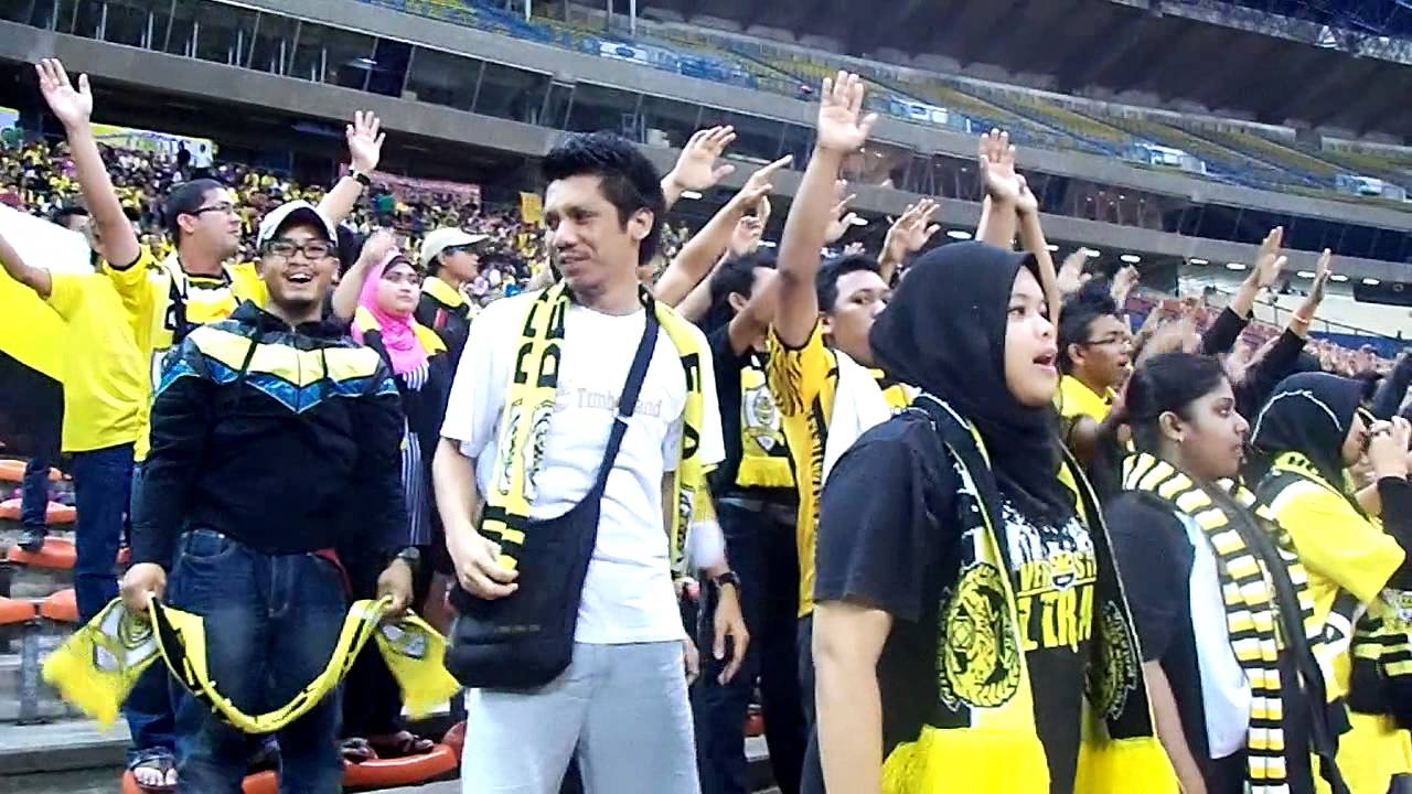 Silver State Ultras (SSU) - Selangor Vs Perak 10.10.2011 - Ipoh Mali ...