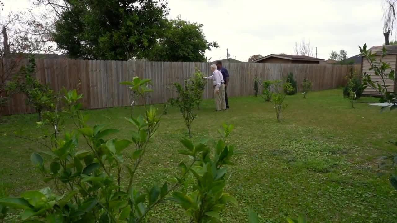 Al Scramuzza, 92 and still known as the crawfish king - wgno - YouTube