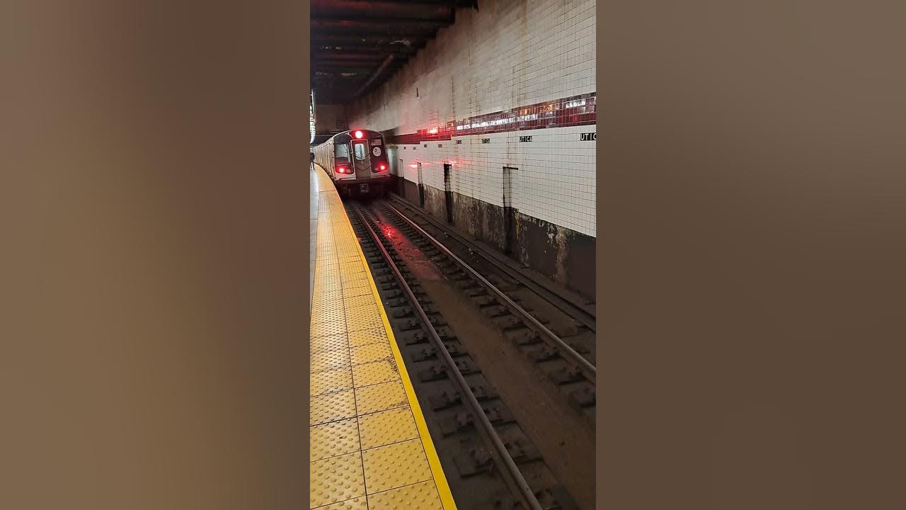 Manhattan Bound R179 C train entering and leaving Utica Avenue - YouTube