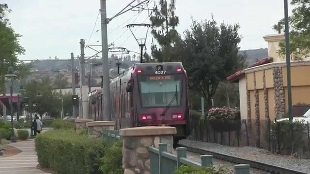 MTS - Siemens S70 #4056 Green Line Departing Santee - YouTube