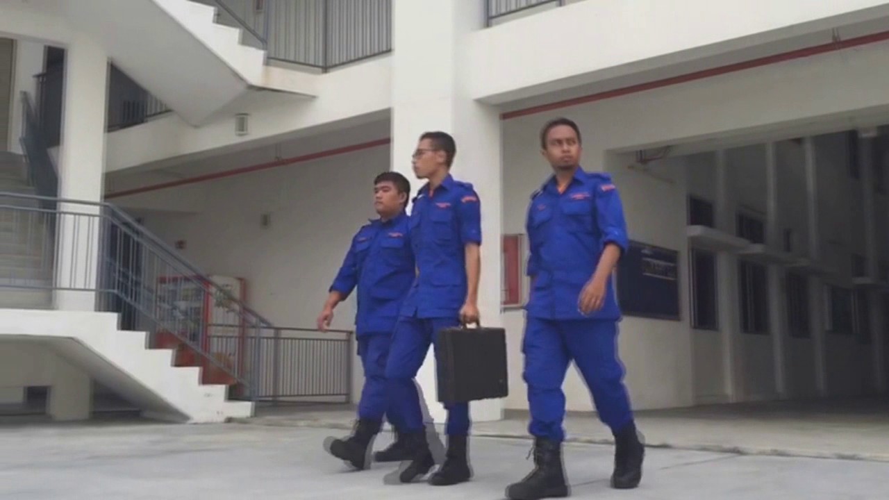 Gimik Penyerahan Pangkat PISPA Politeknik Banting Selangor - YouTube