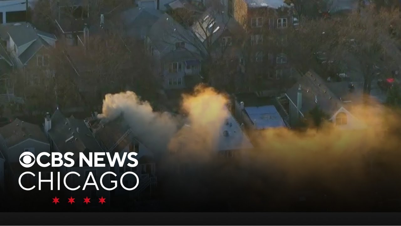 81-year-old man dead after fire in Chicago's Lincoln Square ...