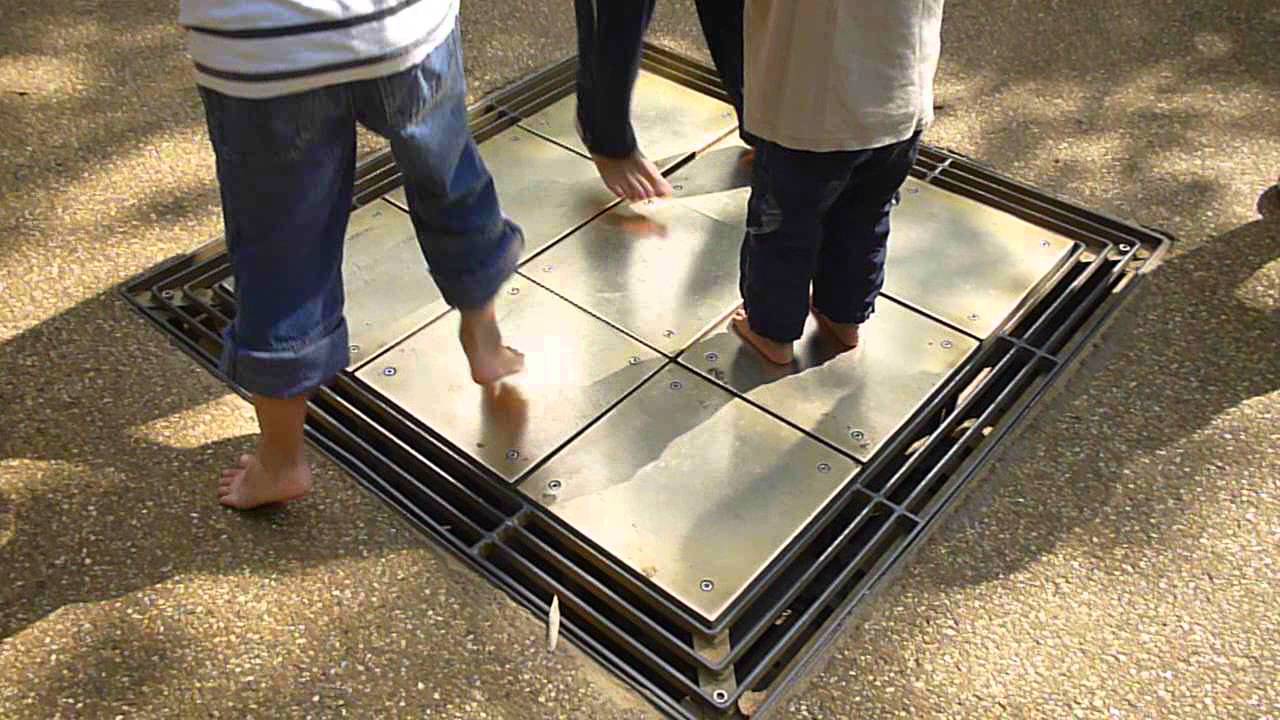 Musical Tiles at Princess Diana Memorial Playground - YouTube