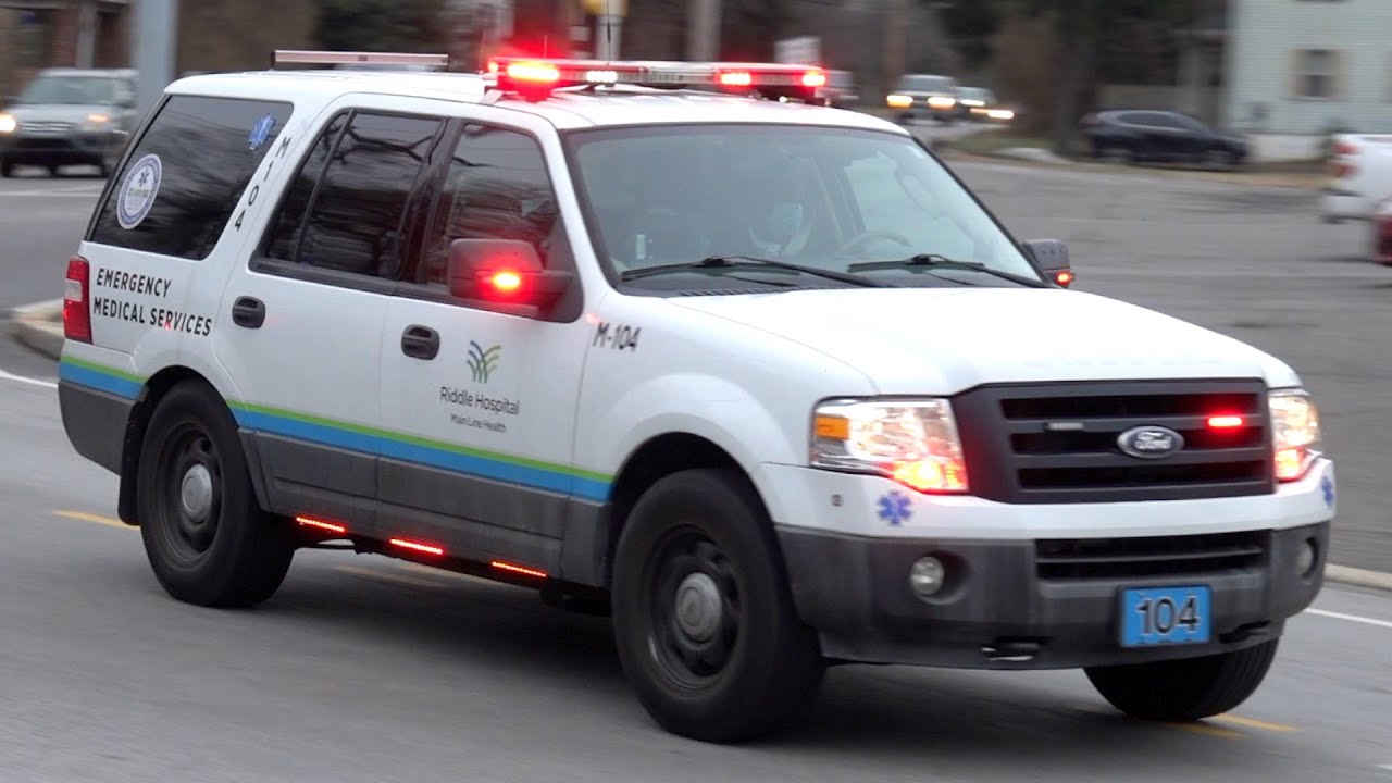 Riddle Hospital EMS Medic 104 Responding - YouTube