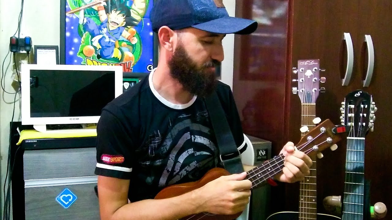 LM - Pequena Flor - Gabriel Elias - Ukulele. - YouTube