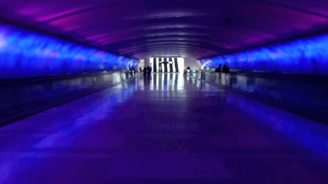 Detroit Metro Airport's Psychedelic Hallway - YouTube