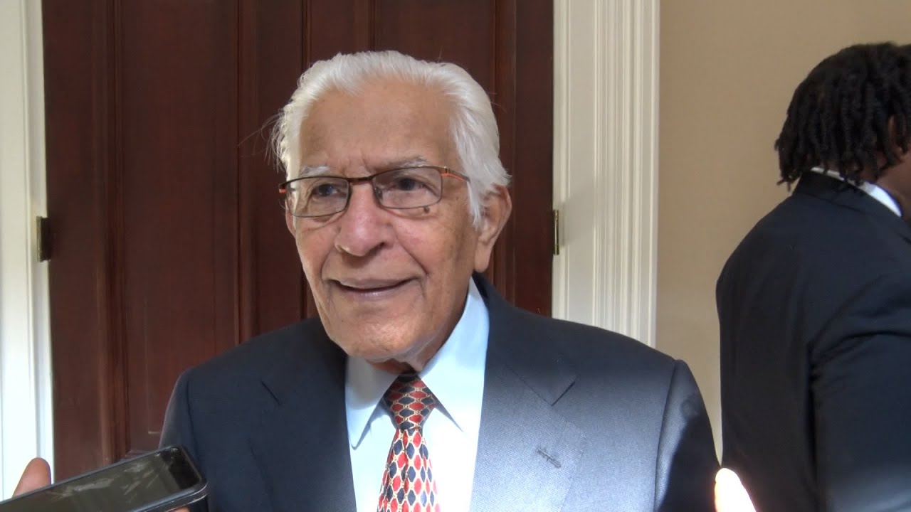 Body Of Former PM Basdeo Panday Returns To T&T Today - YouTube