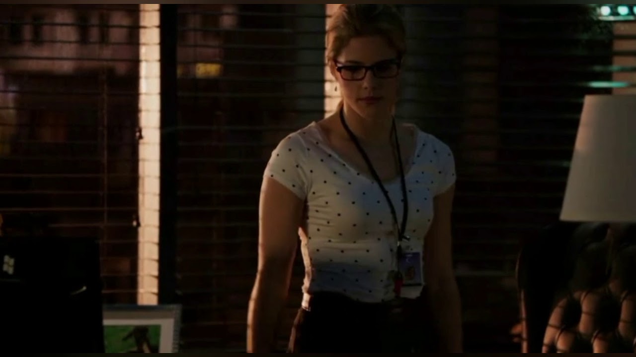 𝙵𝚎𝚕𝚒𝚌𝚒𝚝𝚢 𝚂𝚖𝚘𝚔𝚎 𝔸𝕣𝕣𝕠𝕨 - YouTube