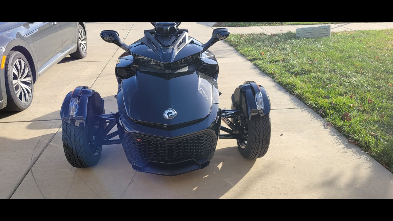 Can Am Spyder F3: Short ride 360° - YouTube