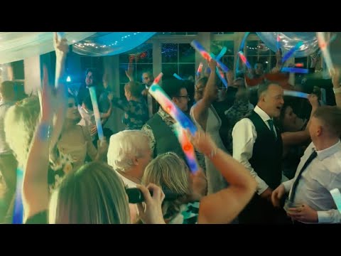 Laura Mac Singing at the Wedding Reception Party at Mitton Hall - YouTube