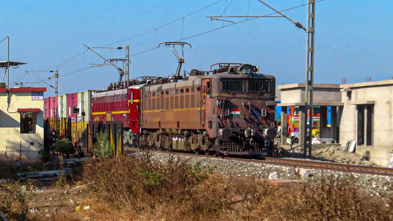 WAG 5 Locomotives Tributes To Indian Railways In Their Last Time Of The ...