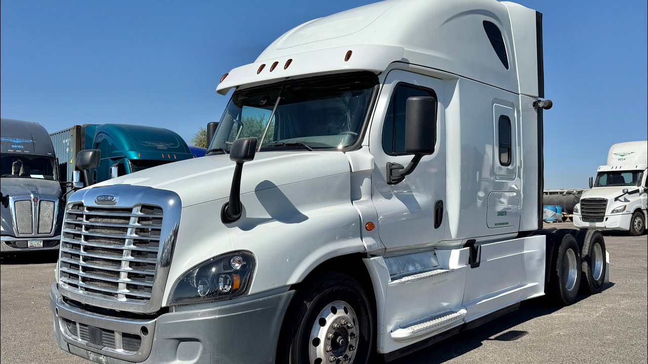 2017 Freightliner Cascadia - Detroit DD15, 431K Miles, Diesel APU - YouTube