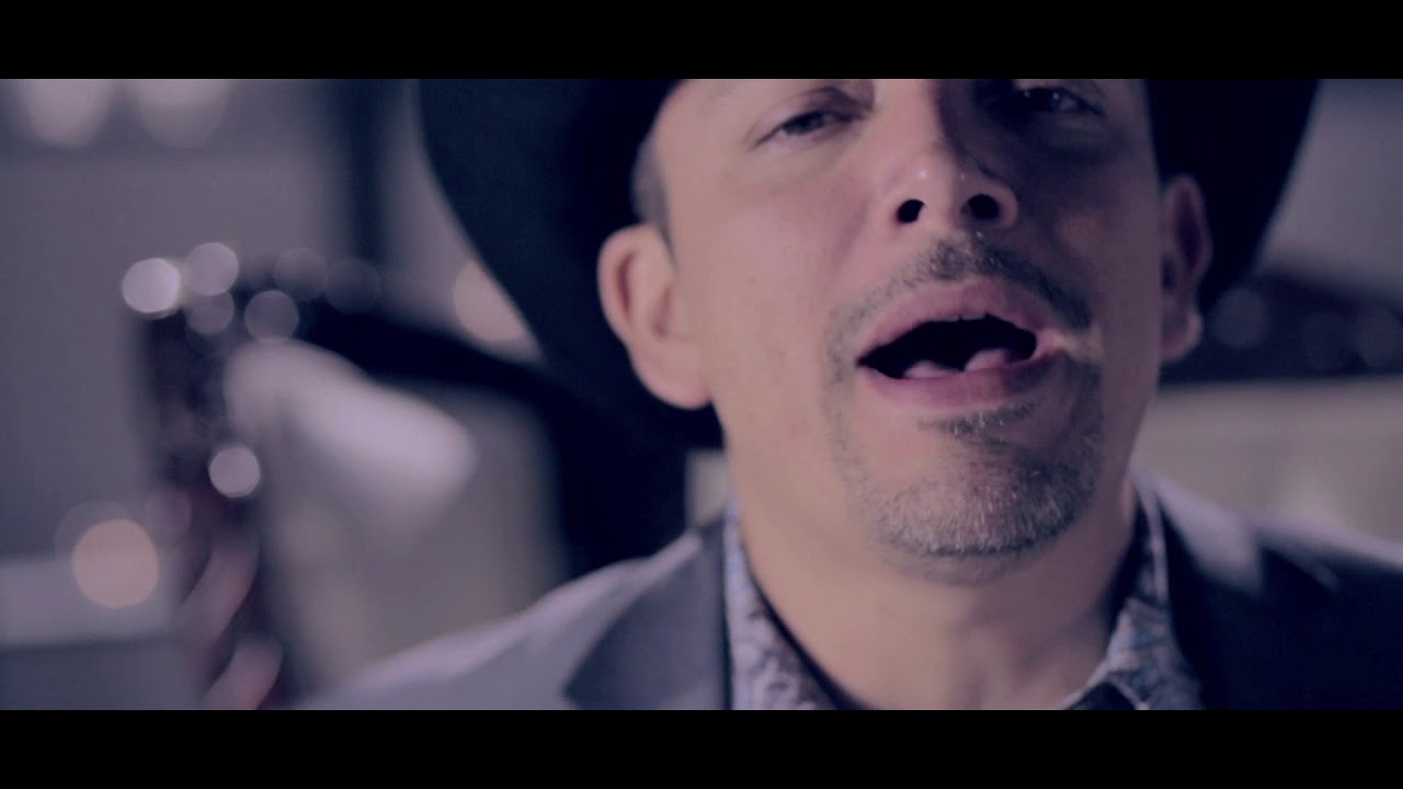 Javier Rios Jr y La Gran Herencia - Ya No Eres Bienvenida (Video ...