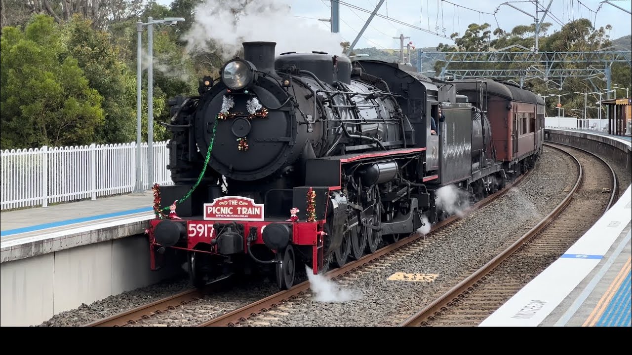 5917 + 4903 The picnic train. Albion Park Rail .19th Dec 2022. Final ...
