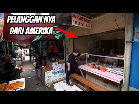 WARUNG KECIL POJOKAN PASAR YANG DIDATENGIN PELANGGAN DARI AMERIKA