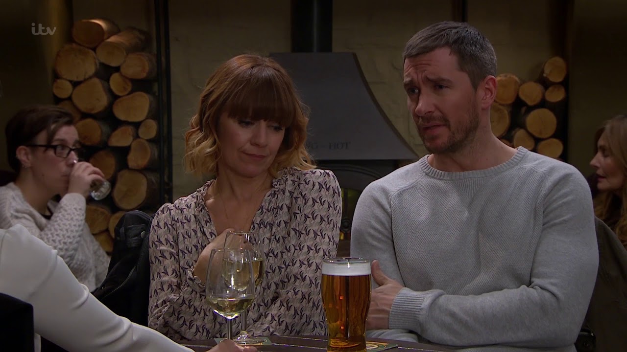 Priya Flees From an Awkward Drink With Rhona and Pete - Emmerdale - YouTube